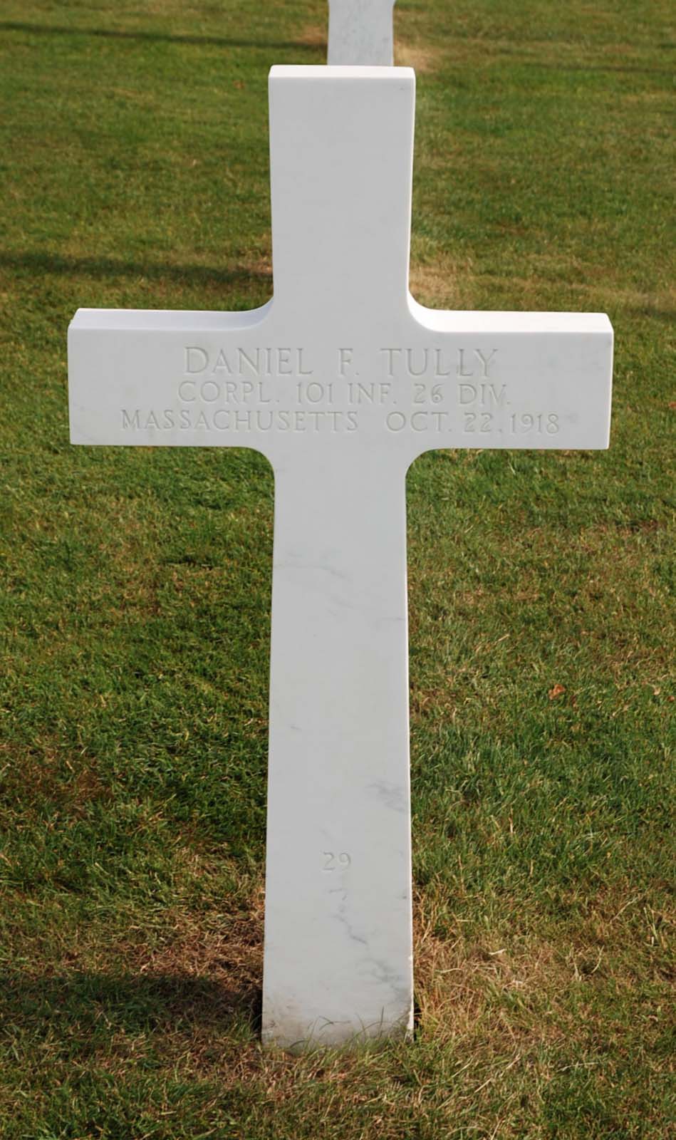 Tully Daniel F.